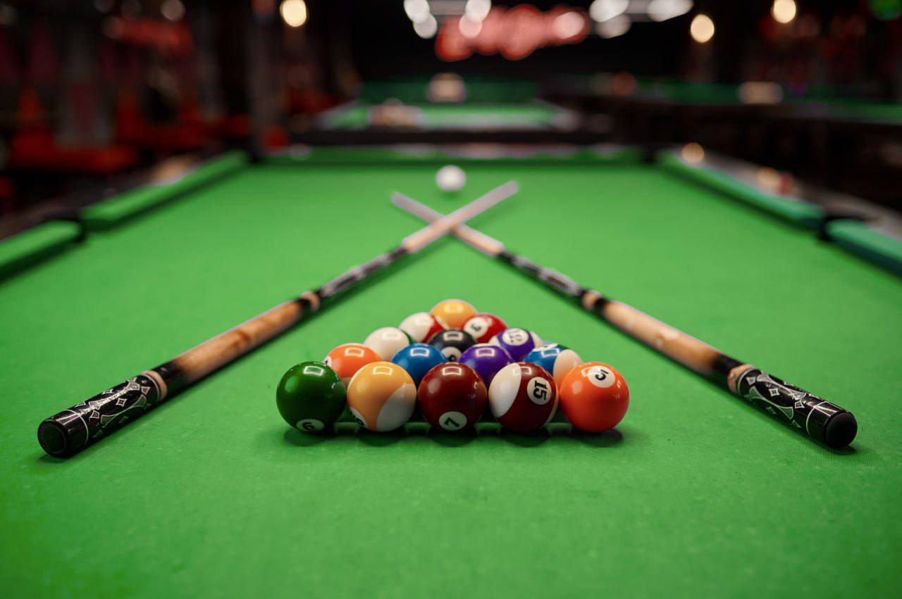 Icons of Billiards: Legends Who Shaped the Game